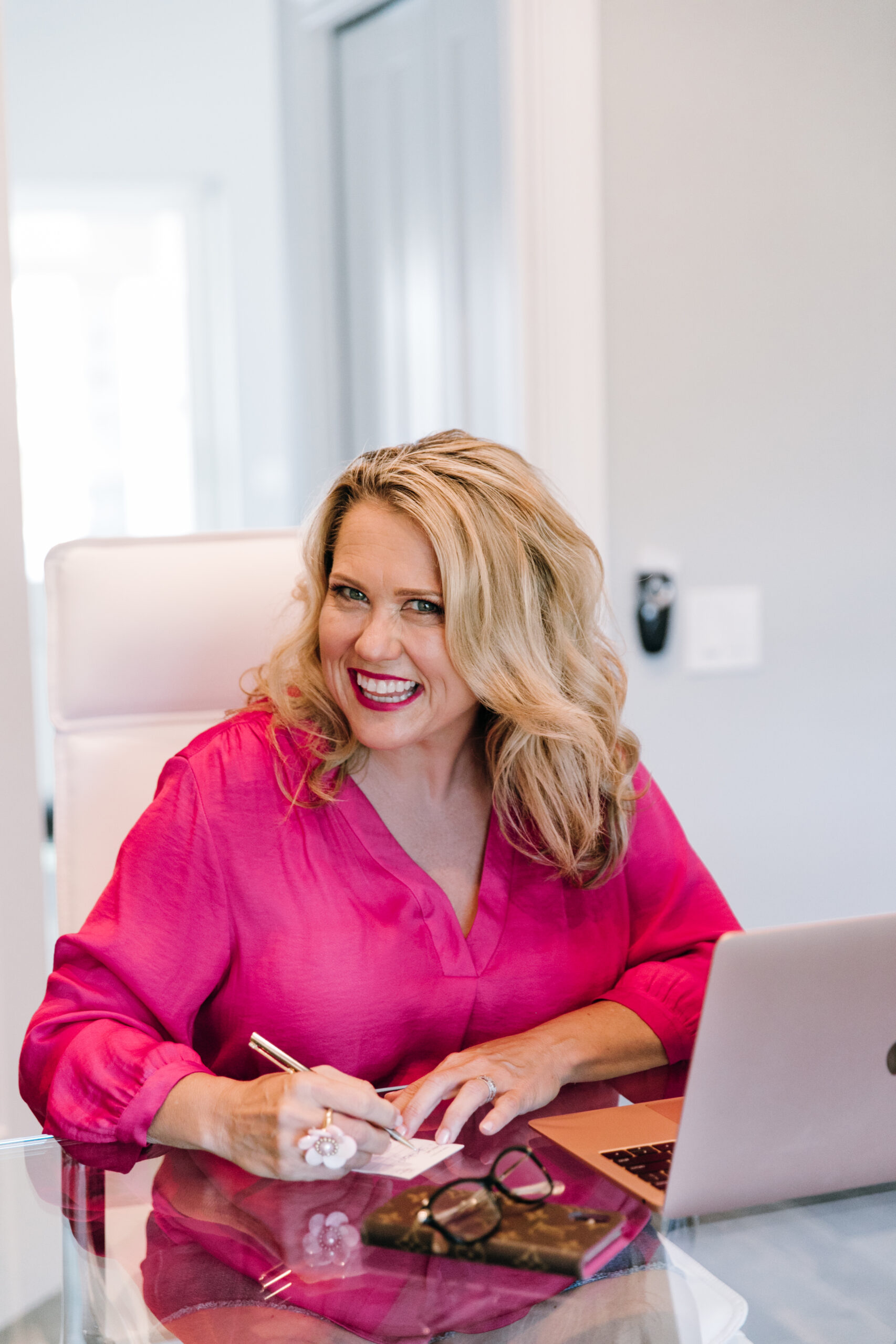 #571: How to Create Exceptional Audience Experiences with Neen James ...